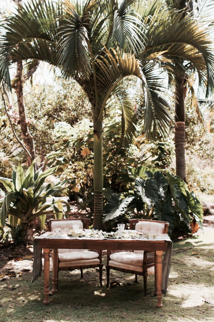 Boho Chic & Natural Table Decor Styled Shoot at Botanical Gardens