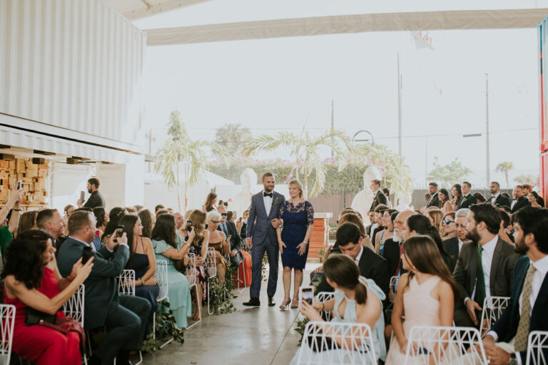 A Brooklyn Style Wedding in MAPS Backlot Miami The Creative's Loft